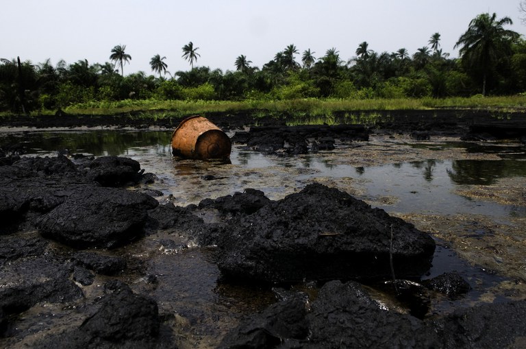 Milieudefensie's lawsuit against Shell in Nigeria — Milieudefensie